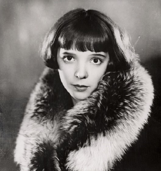 Jessie Matthews – Interwar London