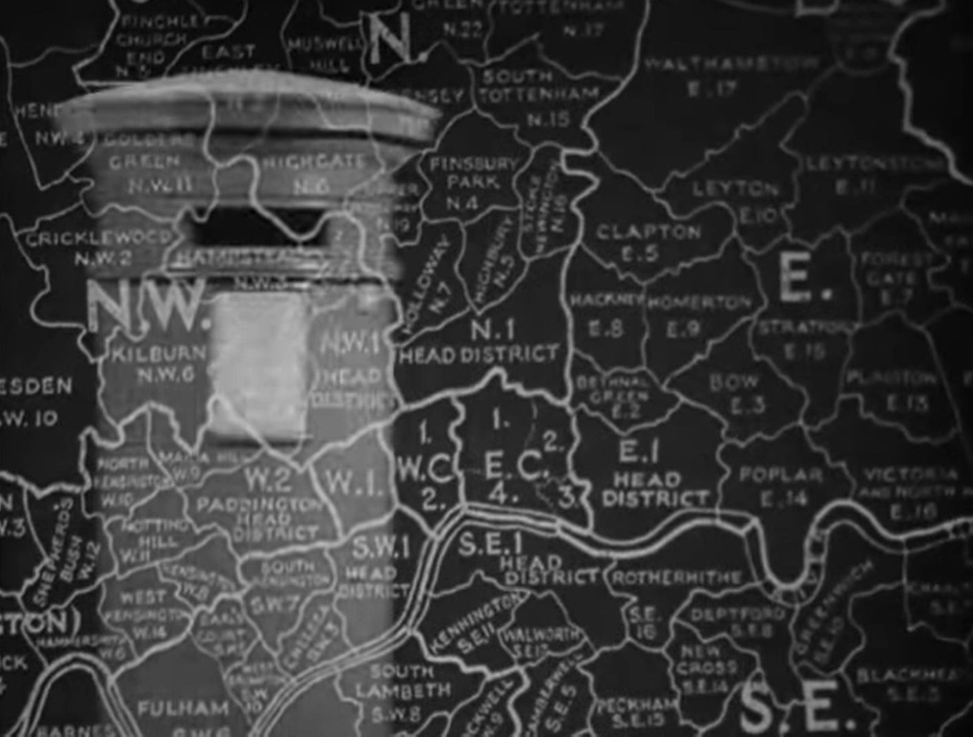 Films by the GPO: Night Mail (1936) and N or NW (1938) – Interwar London